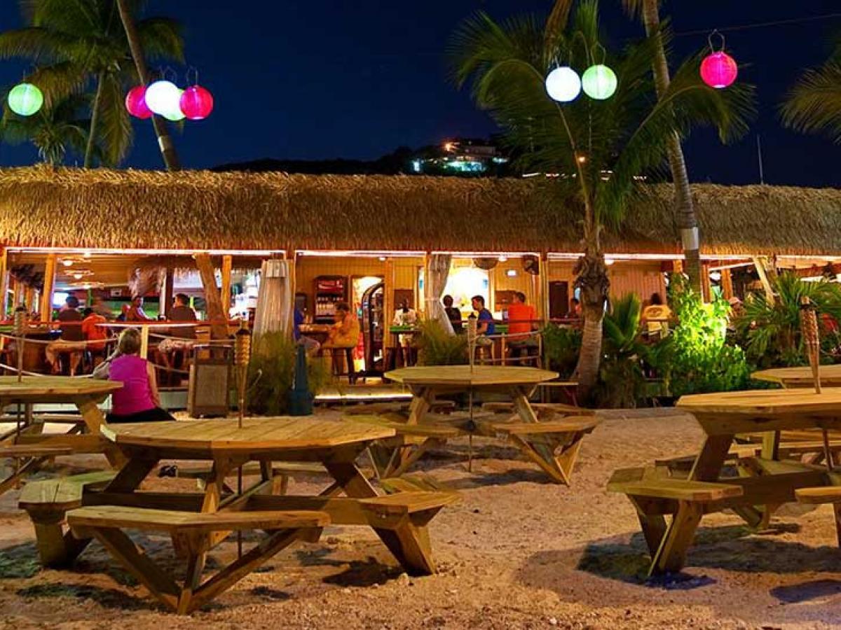 Bolongo Bay Beach Resort St. Thomas - St. Thomas | STSVacations